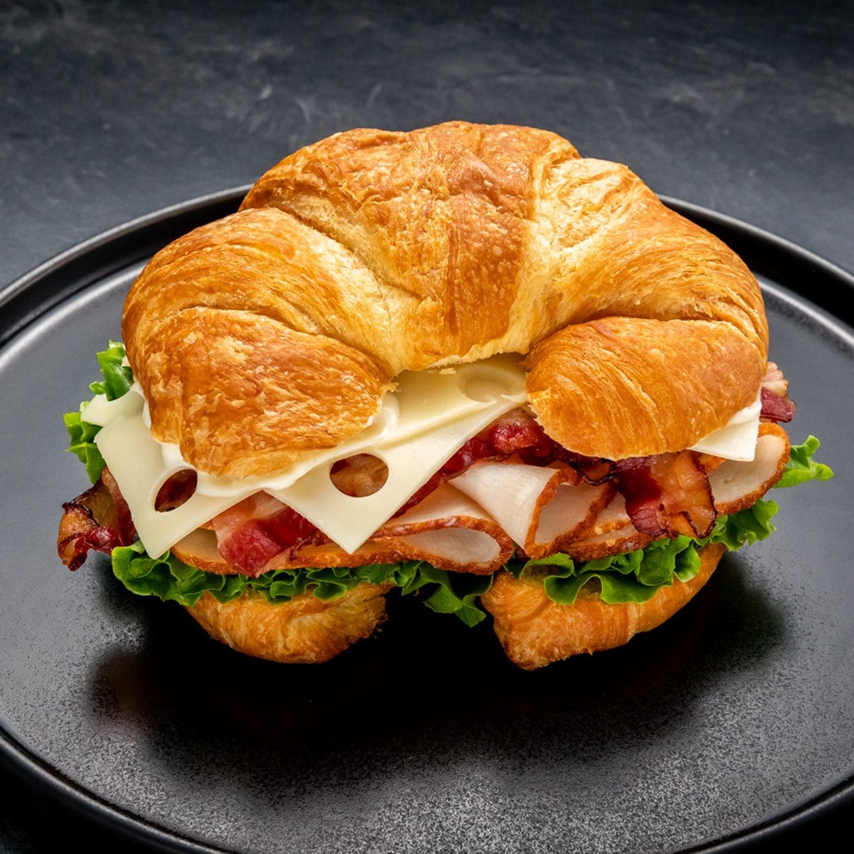 TURKEY & BACON CLUB CROISSANT (BOX LUNCH) – GrbNGo